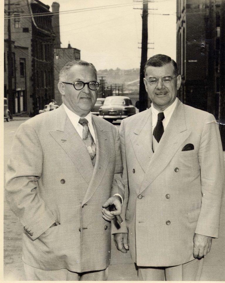 Mitchell Bernstein et Joshua Lieberman | En affaires