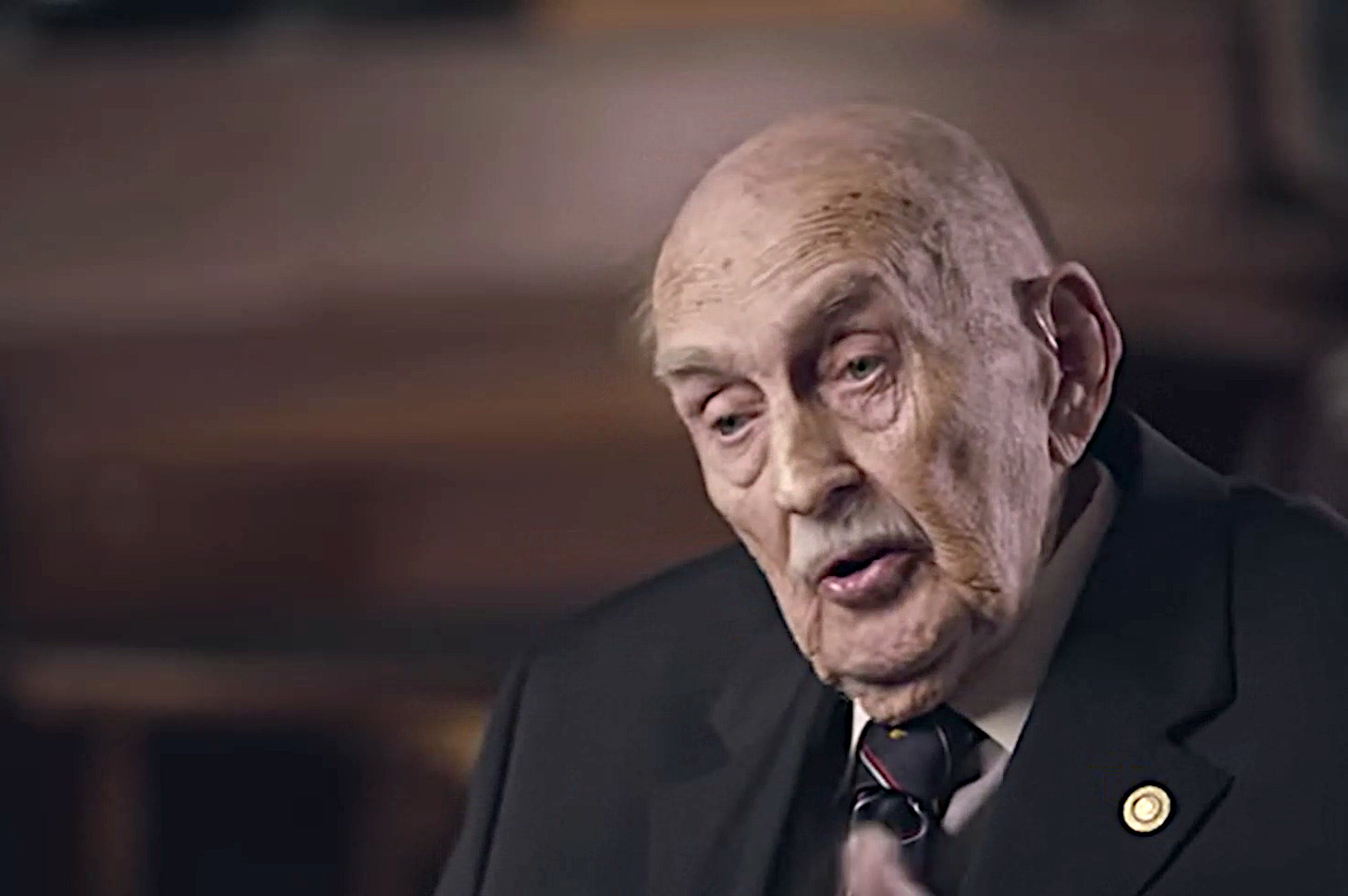 Arthur Barrett parle de la perte de son frère qui est mort sur le S.S ...